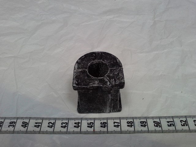 4881812170 Toyota втулка заднего стабилизатора