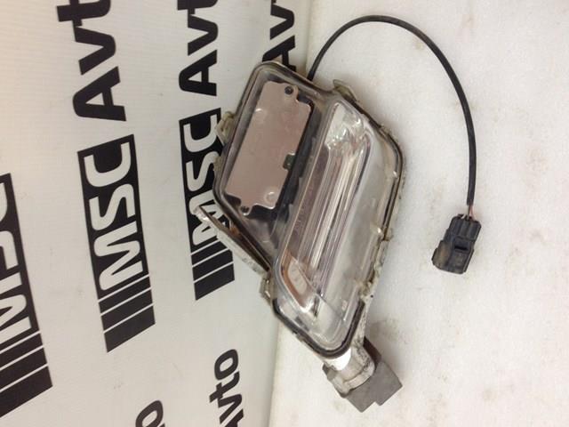 31420394 Volvo габарит передний правый