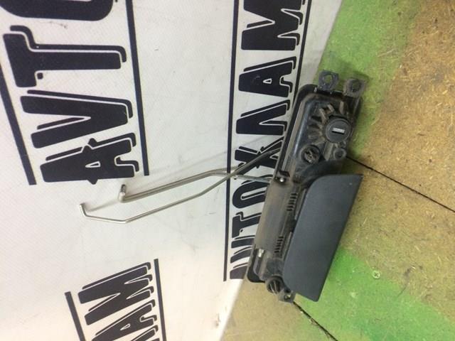 806079586R Renault (RVI) замок капота