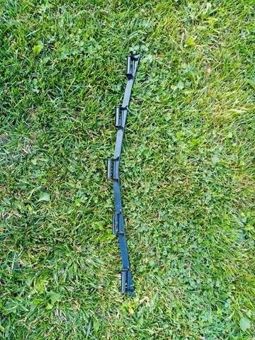 2218850036 Mercedes пластина крепления бампера пер.