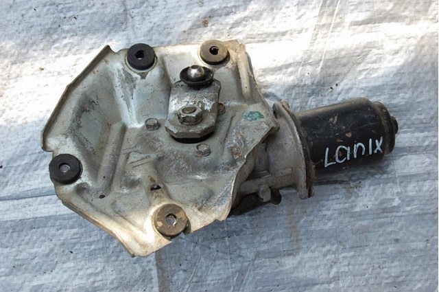 MR522057 Mitsubishi моторчик