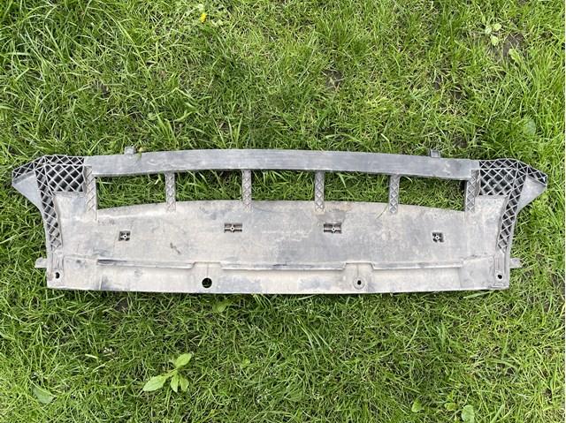 8R0807233C VAG защита бампера переднего