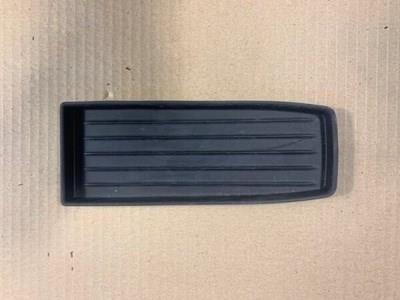 51169227902 BMW съемный коврик ср.отд.для мелких вещей