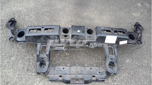 51127176244 BMW кронштейн бампера заднего центральный
