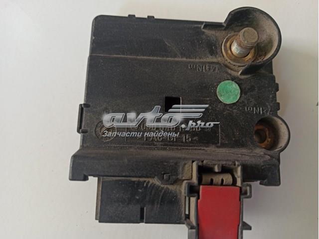 0005401950 Mercedes блок предохранителей