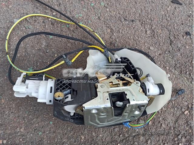 2207304635 Mercedes правый задние mercedes w220 2207304635