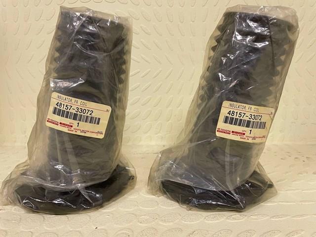 48157-33072 Toyota Пыльник амортизатора переднего
