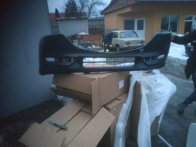 KD4550031BB Mazda Бампер передний