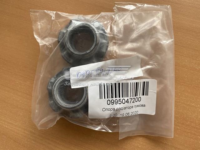A0995047200 Mercedes опора крепления радиатора