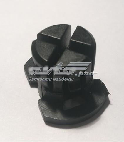 WHT003491 VAG гайка закладна