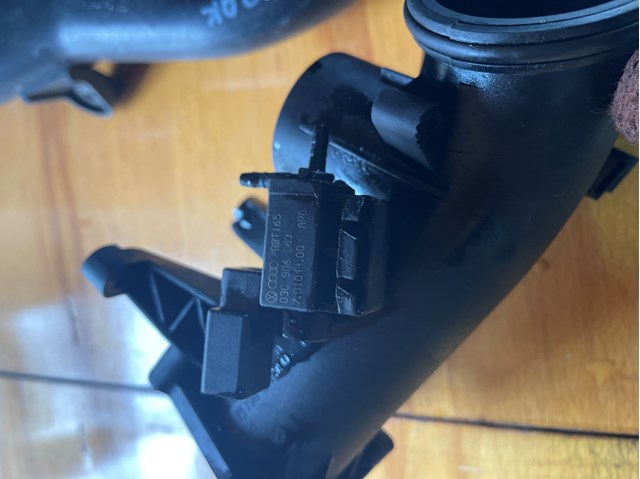 03C906283 VAG переключающий клапан регулятора заслонок впускного коллектора