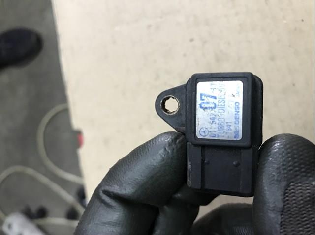 0115420717 Mercedes датчик давления во впускном коллекторе, map