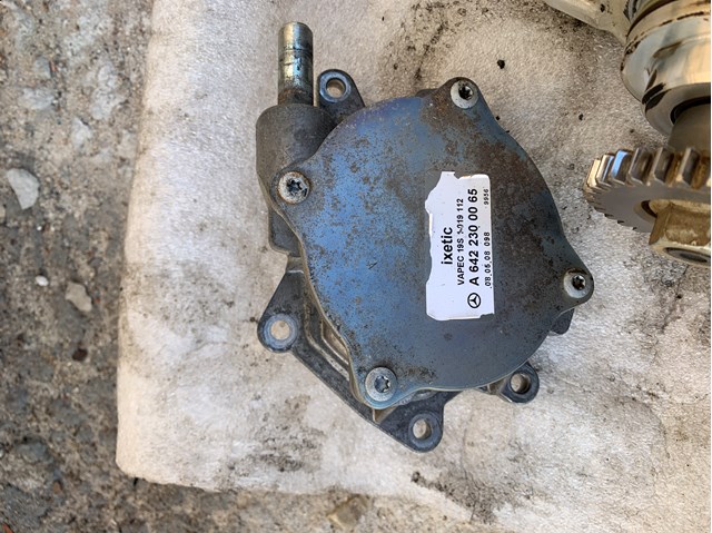 A6422300065 Mercedes | Насос вакуумный A 642 230 00 65 купить на Avto.pro