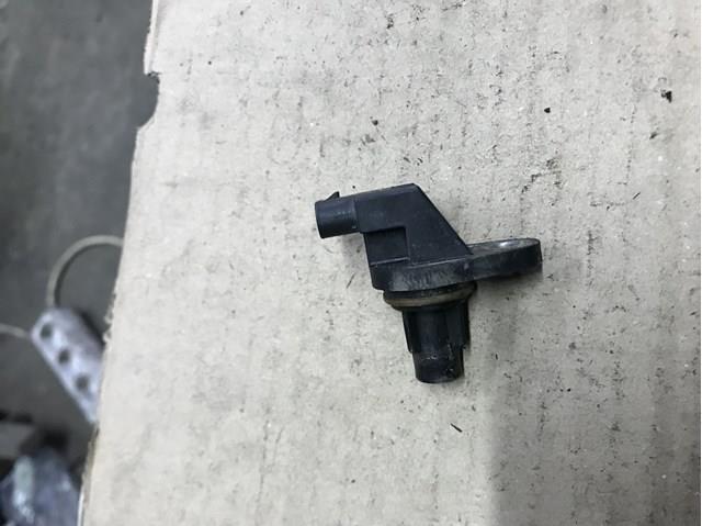 A6519050100 Mercedes датчик положения распредвала