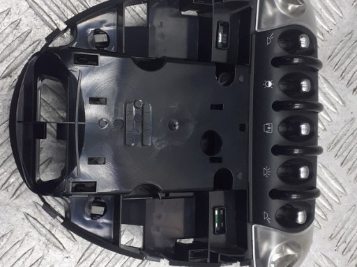 61313455633 BMW автозапчастина