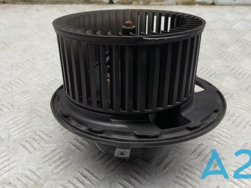 64119244083 BMW диффузор радиатора охлаждения