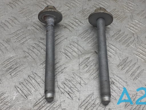 N10211202 VAG болт крепления заднего нижнего рычага