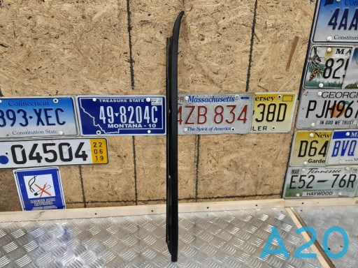 XR842457 Jaguar молдинг стекла лоб.лев.наружн.