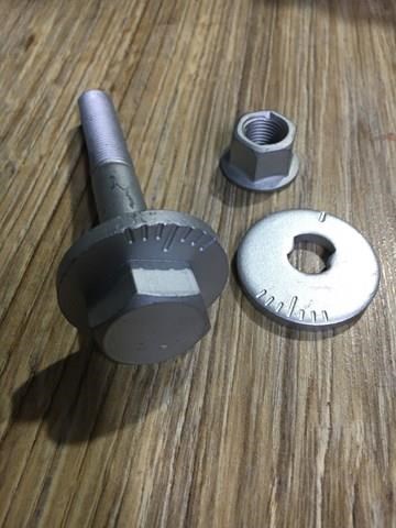 54640A6000 Hyundai/Kia болт крепления заднего развального рычага