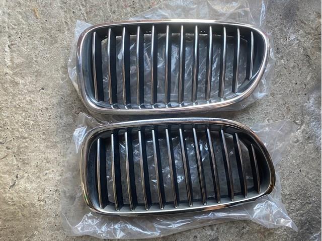51137200727 BMW решетка радиатора левая