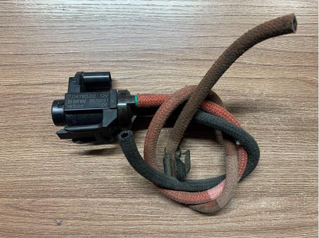 Клапан соленоид регулирования заслонки EGR на BMW 2 (F46)