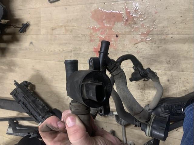 4H0121670A VAG электромагнитный клапан