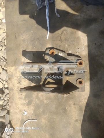 8200027177 Renault (RVI) кронштейн опоры двигателя (мет)