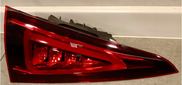 A1679060407 Mercedes фара задня