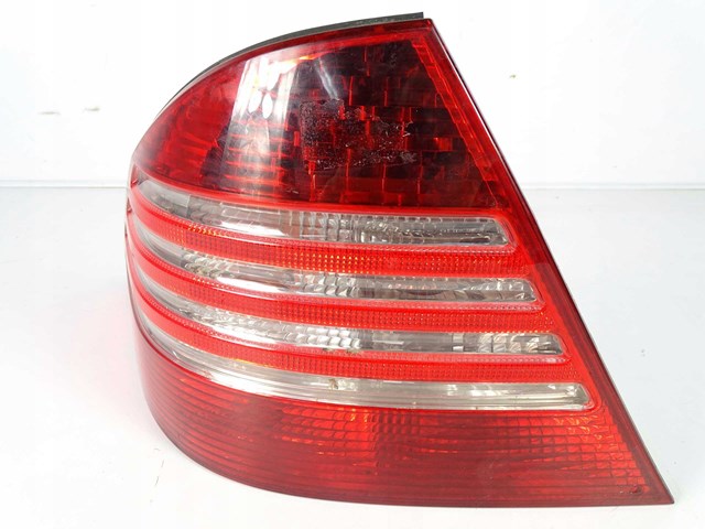 A2208200764 Mercedes фонарь задний левый