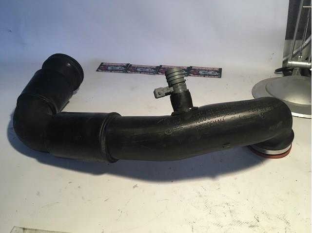 2E0129615B VAG шланг забора воздуха