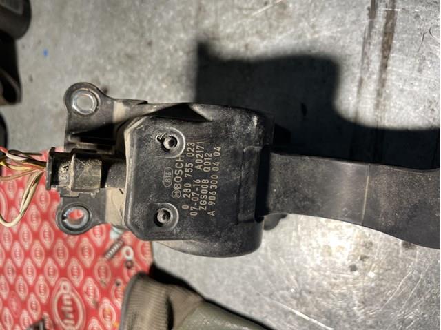 9063000404 Mercedes | Педаль газа (акселератора) 9063000404 купить на ...