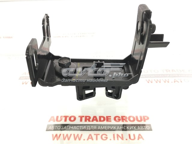 FT4Z13A004A Ford кронштейн (адаптер крепления фары передней)