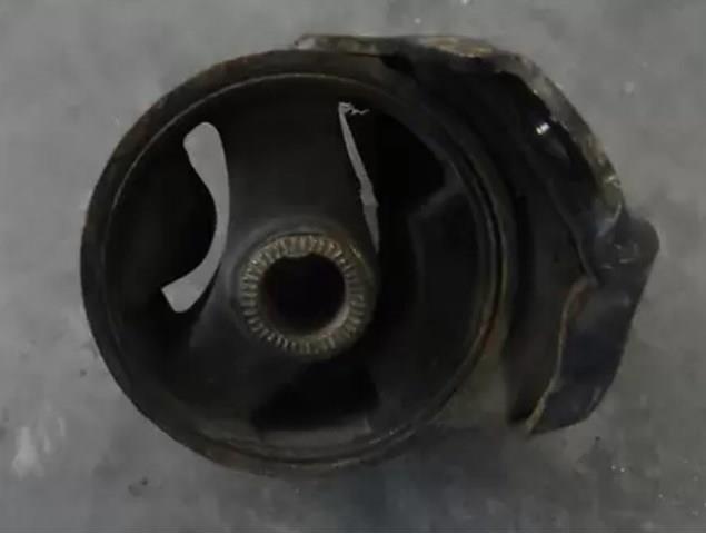 219112H000 Hyundai/Kia подушка двигателя передняя под мкпп
