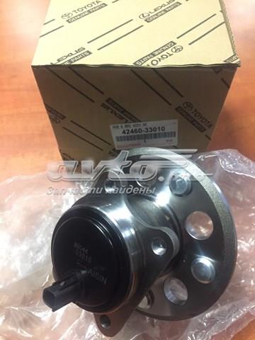 4246033010 Toyota Ступица задняя левая