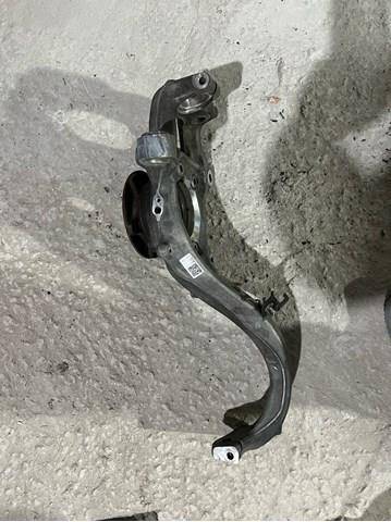 4G0407253B VAG цапфа (поворотный кулак передний левый)