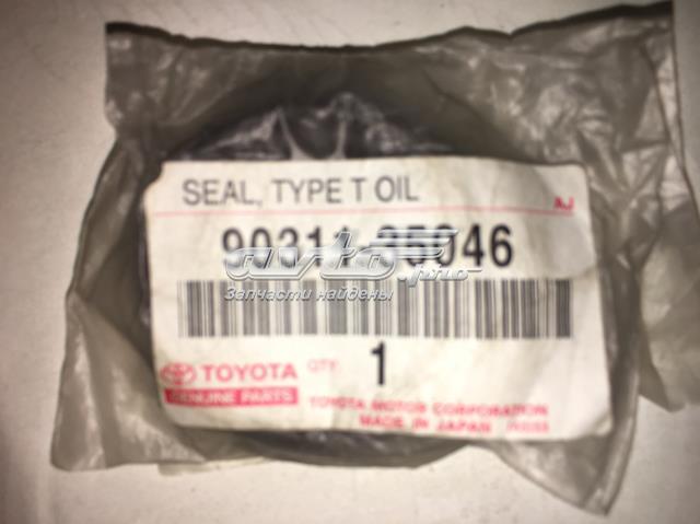 9031135046 Toyota сальник полуоси переднего моста левой