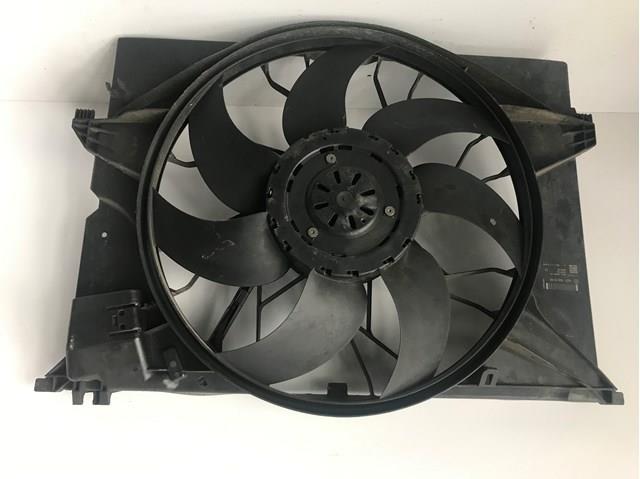 A2219066500 Mercedes диффузор радиатора охлаждения, в сборе с мотором и