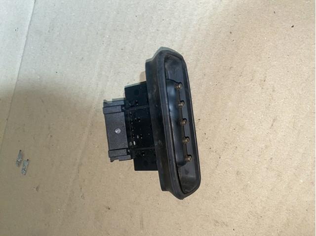 A6398200654 Mercedes датчик закрывания дверей (концевой выключатель, на