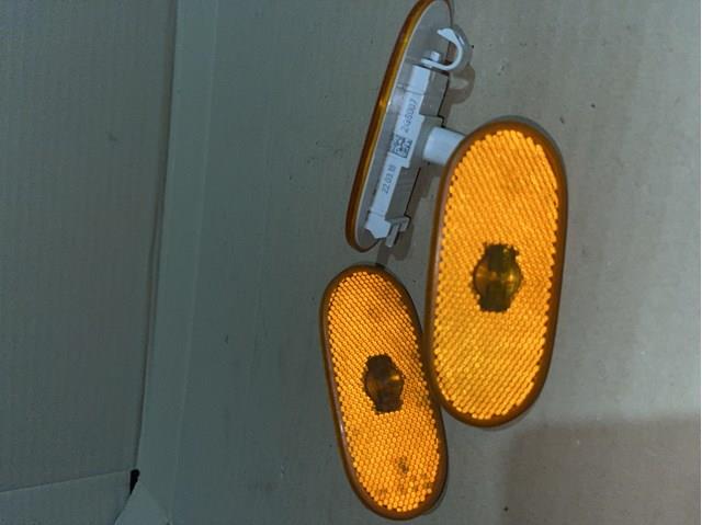 A9068201456 Mercedes габарит боковой (фургон)