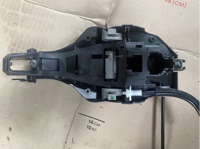 LR025541 Land Rover усиление ручки двери