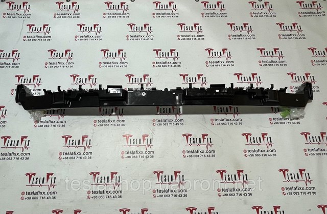 149404500A Tesla кронштейн бампера заднього центральний (my)