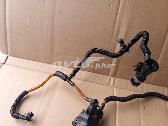 A6120703232 Mercedes трубка топливная от топливоподкачивающего насоса к