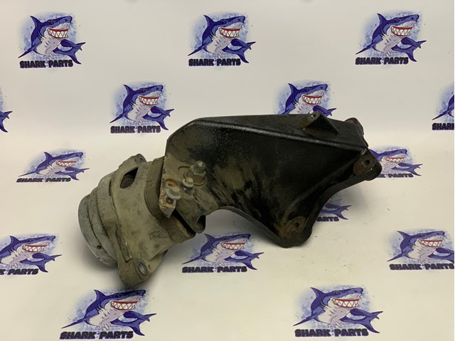 KKB500740 Land Rover Подушка (опора) двигателя левая