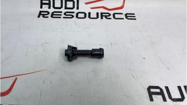 8W0122293DL VAG муфта системи охолодження