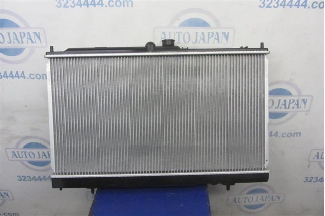 MR497744 Mitsubishi радиатор охлаждения двигателя