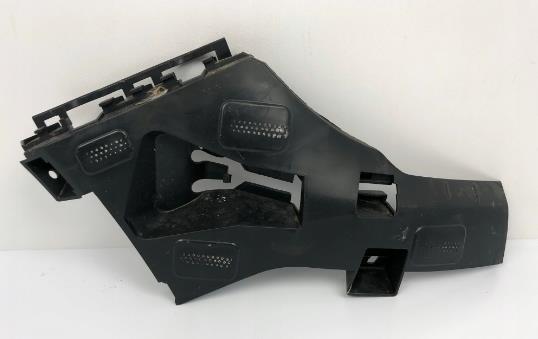 A1768851400 Mercedes кронштейн бампера