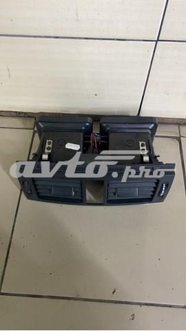 A2048307254 Mercedes дефлектор воздушный