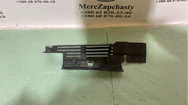 A2466870407 Mercedes воздуховод (дефлектор радиатора нижний)