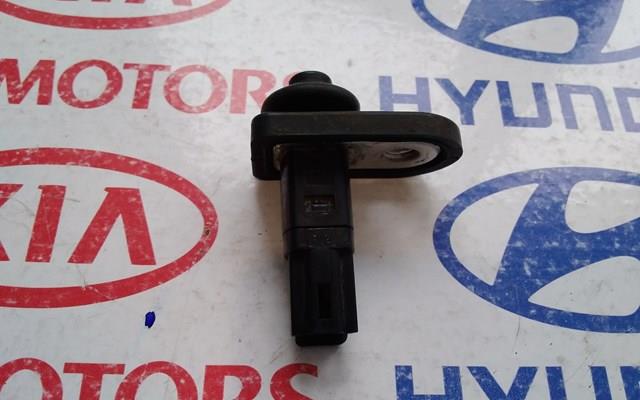 9356025100 Hyundai/Kia датчик закрывания дверей