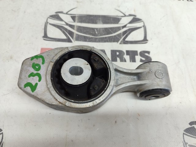 113504RA0A Nissan/Infiniti Подушка (опора) двигателя верхняя